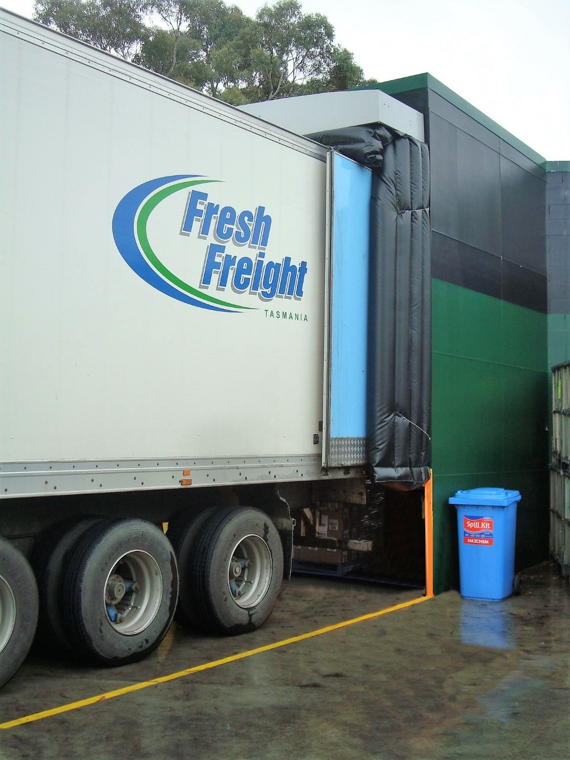 TRU-SEAL Inflatable Dock Seal | Brid River